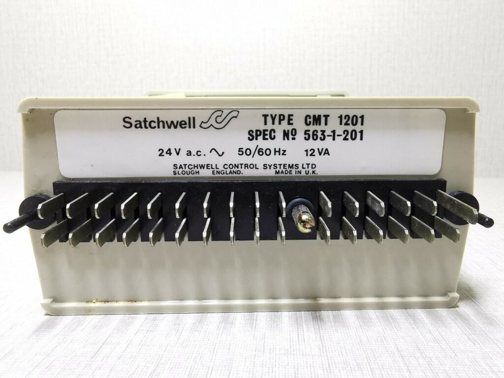 Satchwell 700-CMT Digital Controller Keyboard 700-CMT 1201 24VAC 50 ...