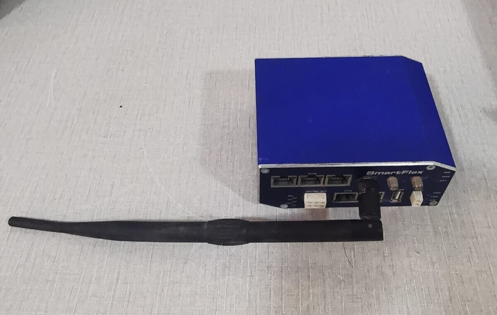 Used SmartFlex Industrial Cellular Router 10-60 VDC 1.5 AMAX (LPS ...