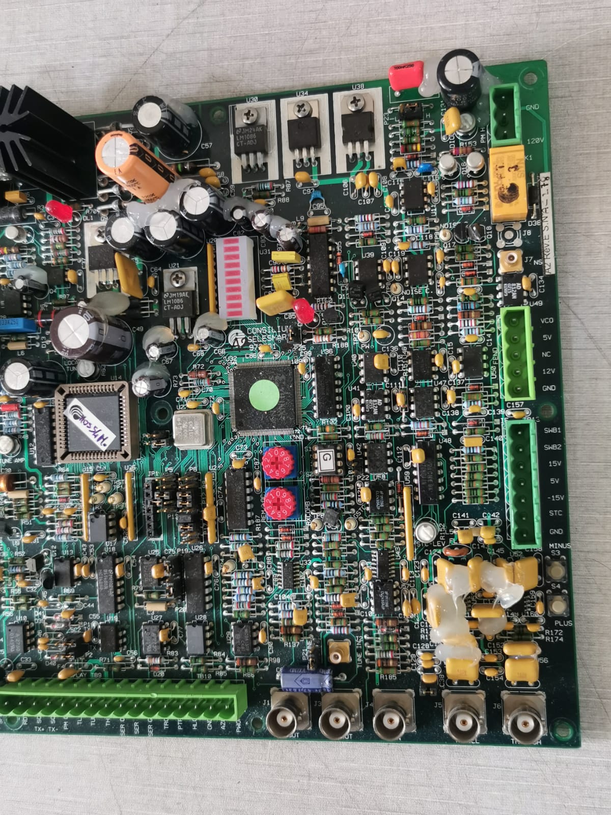 USED CONSILIUM SELESMAR 972981 / 972984 BAND MARINE RADAR - Orbit Surplus