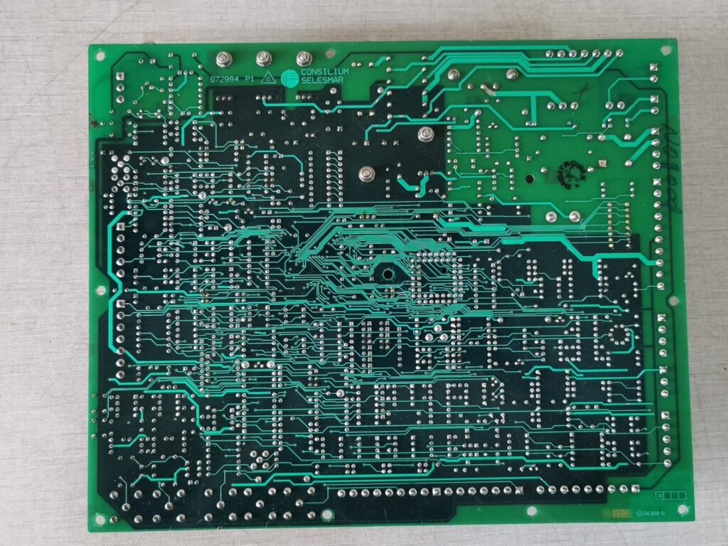 USED CONSILIUM SELESMAR 972981 / 972984 BAND MARINE RADAR - Orbit Surplus