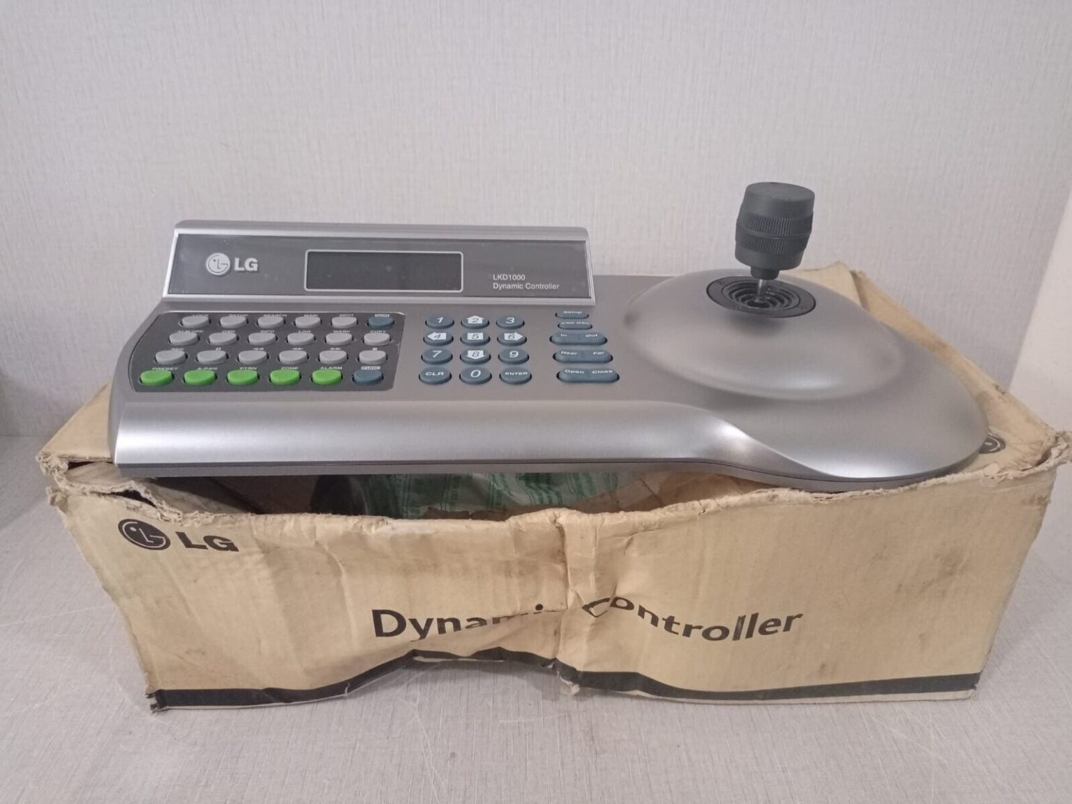 LG LKD1000 Dynamic Controller-NEW WITH DAMAGED BOX - Orbit Surplus