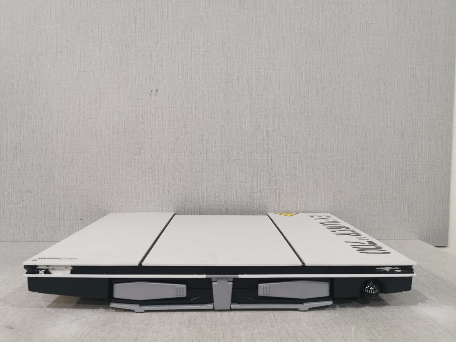 Used THRANE & THRANE INMARSAT EXPLORER700 - 3703A Antenna & 3732A ...