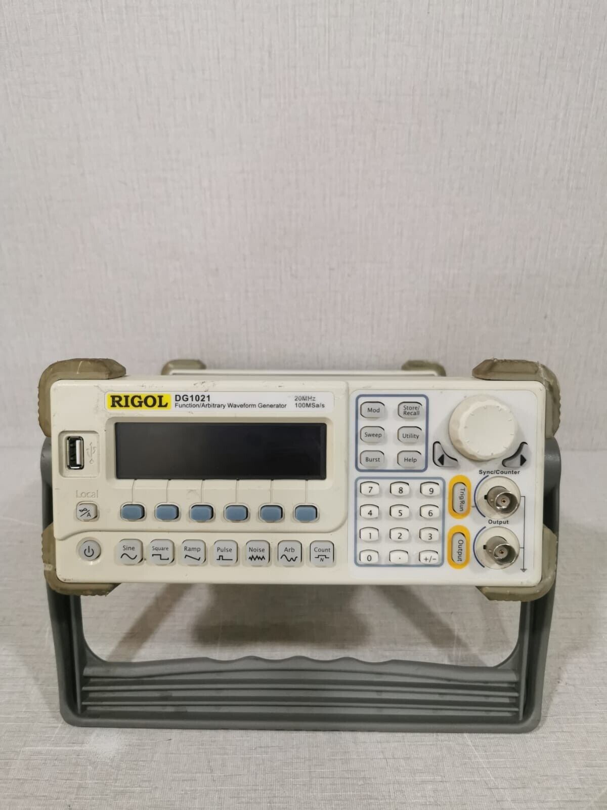 USED RIGOL DG1021 FUNCTION/ARBITRARY WAVEFORM GENERATOR 20MHz 100MSa/s ...