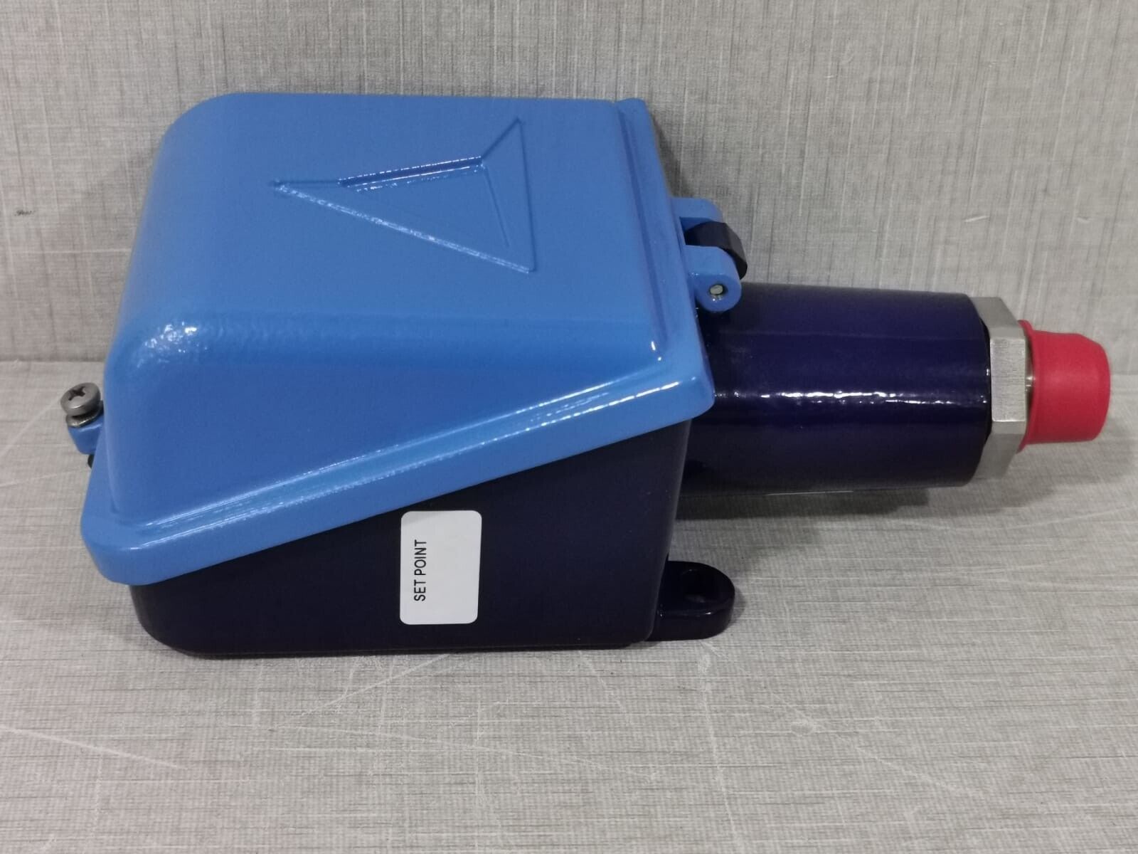 Delta-Controls WP022GEA01J Differential Pressure Switch PMAX 70 Bar ...