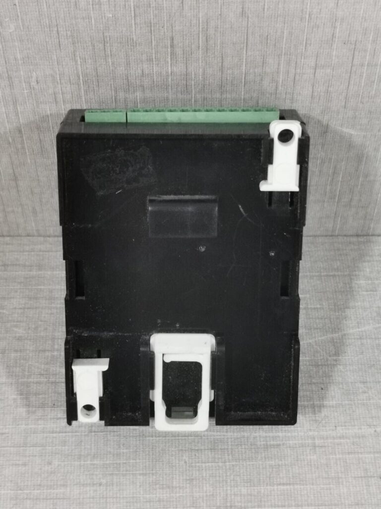 Used GEMO AR2-A-24VDC-8D SMART RELAY/ PLC - Orbit Surplus