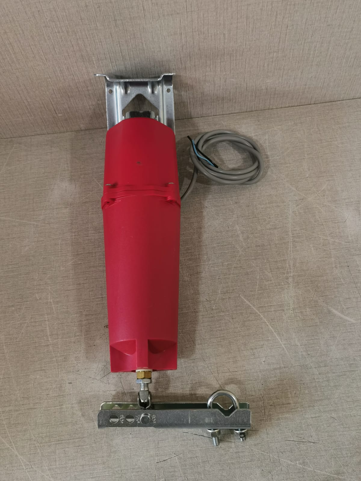 Stäfa Control System SCS-Push Bull A2H250/I 220V, 50hz, 3.5VA - New ...