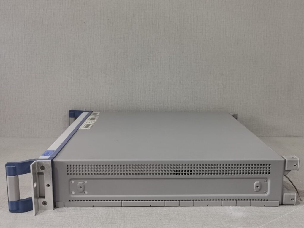 Used ROHDE & SCHWARZ SML02 SIGNAL GENERATOR 9 KHz / 2.2GHz - Orbit Surplus