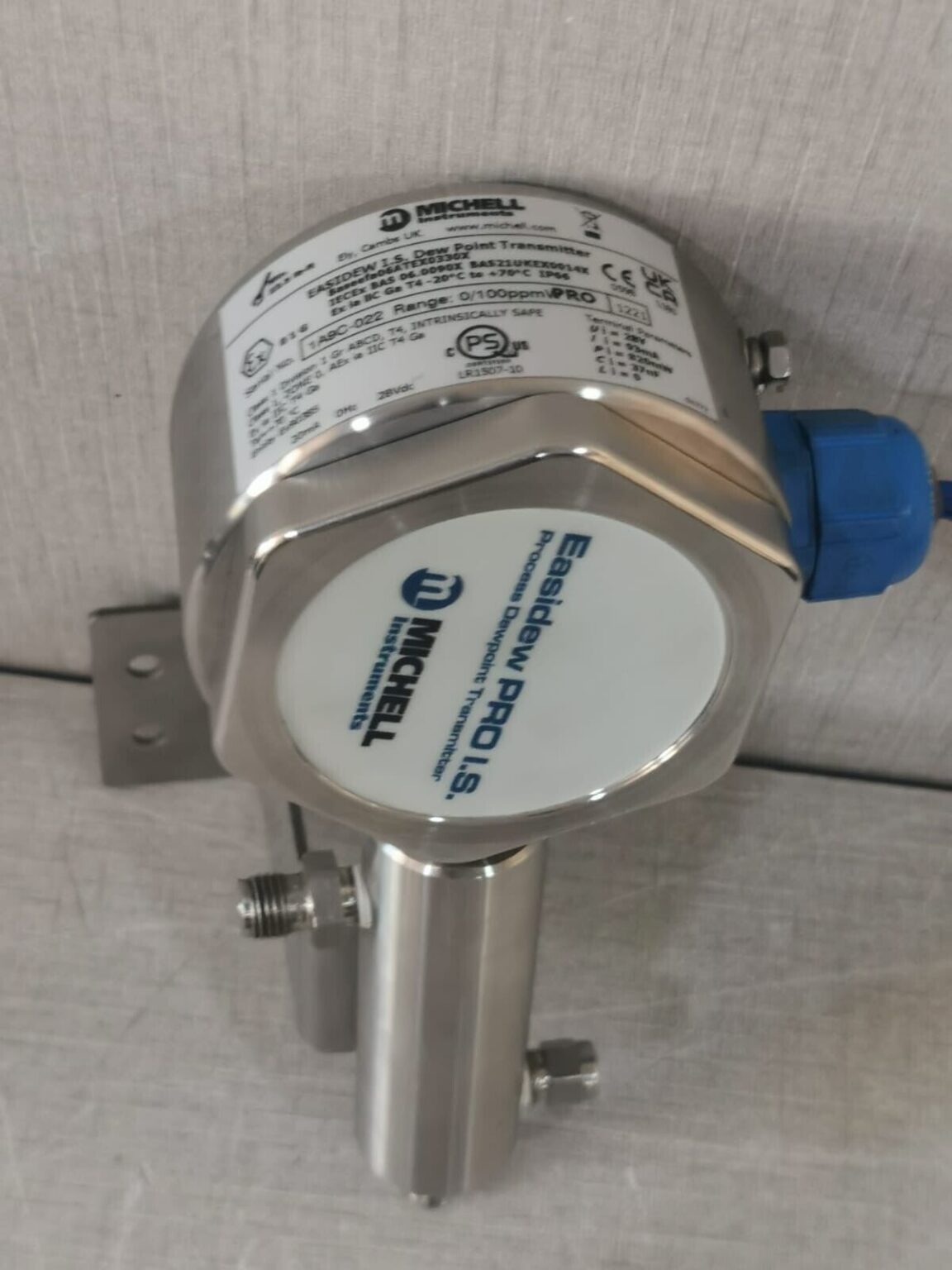 Used MICHELL INSTRUMENTS Easidew PRO I.S. Process Dew Point Transmitter ...