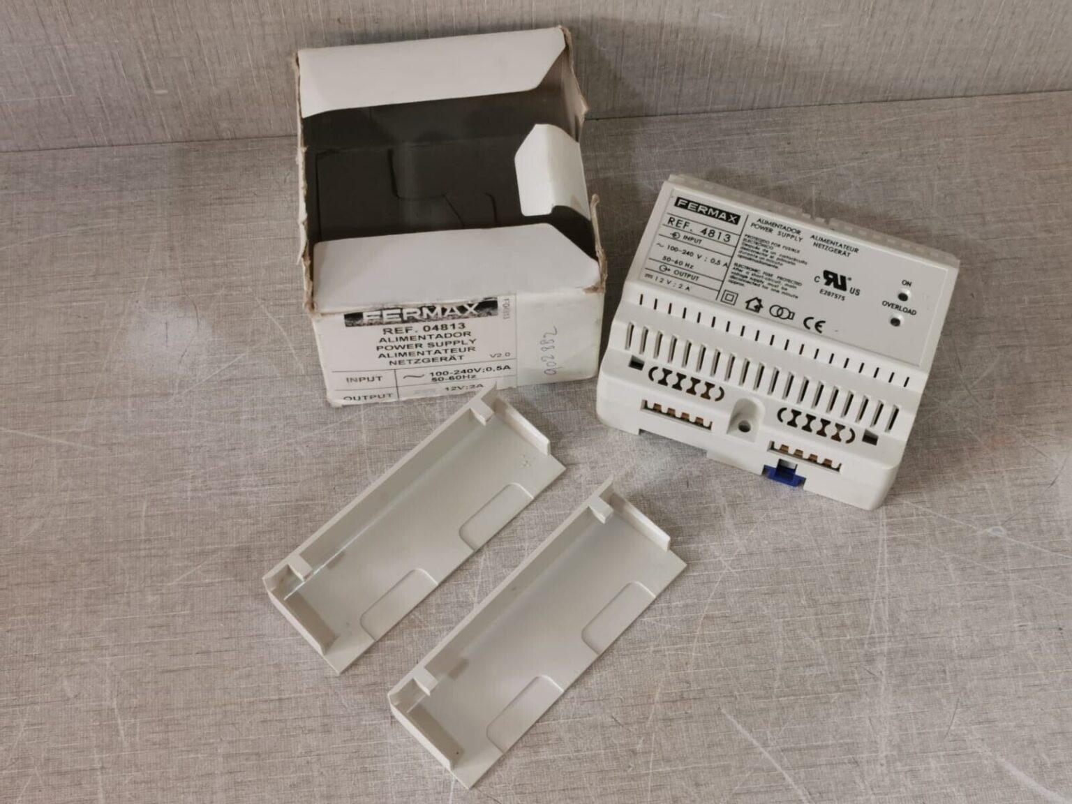 FERMAX 4813 Alimentador Power Supply - New Only Broken Box - Orbit Surplus