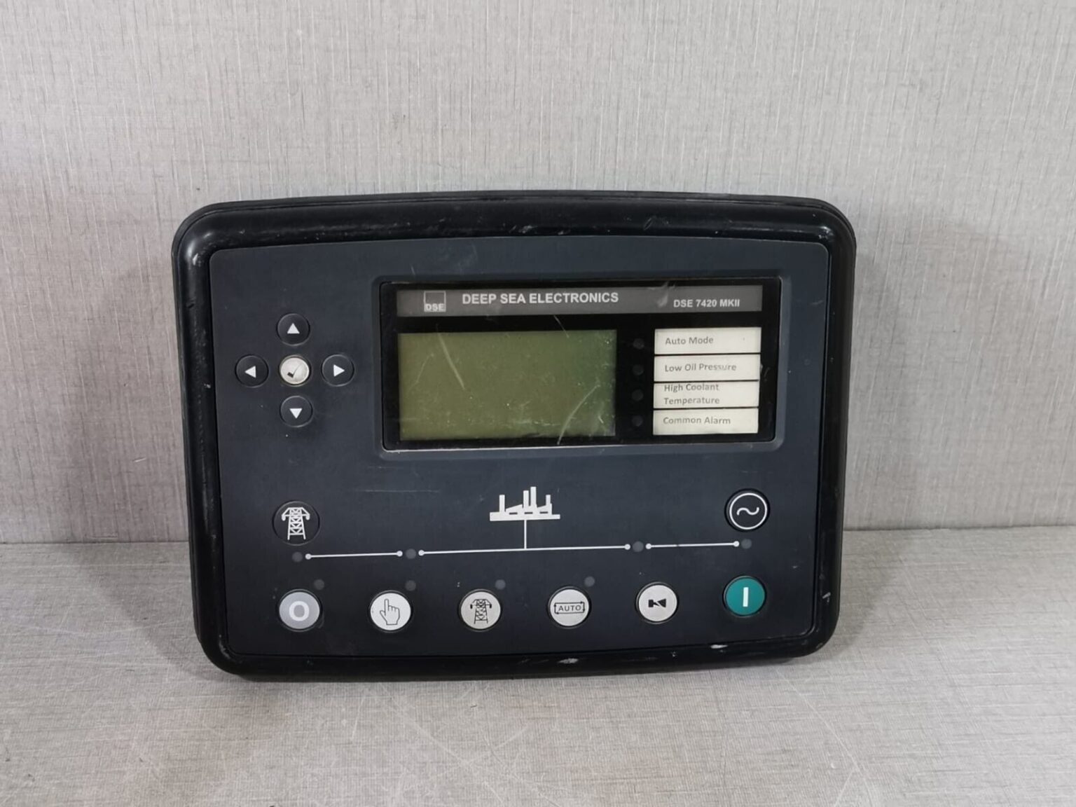 USED Deep Sea Electronics DSE 7420 MKII AMF Engine Generator Controller ...