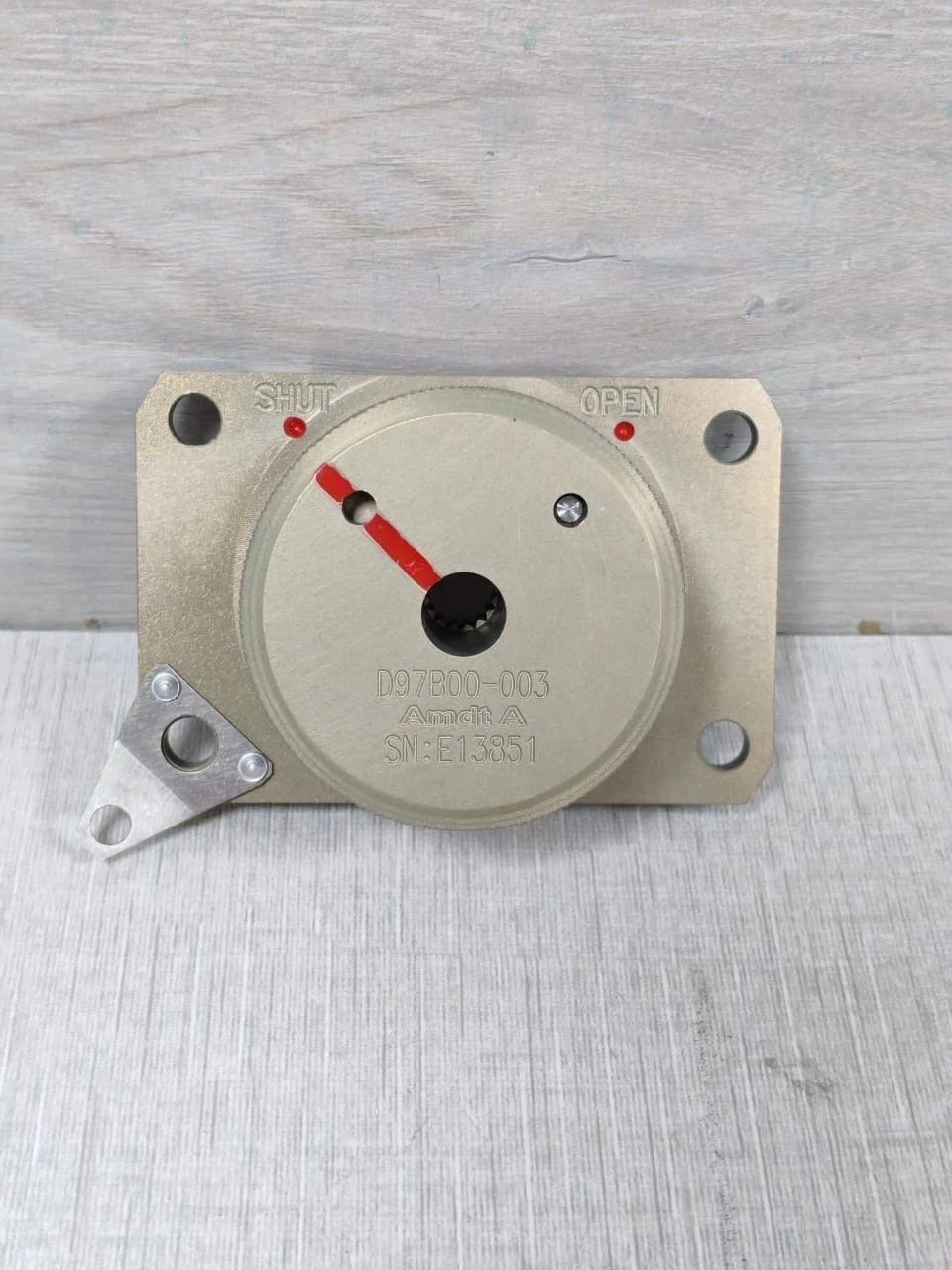 D97B00-003 AMDT A MECHANICAL ACTUATOR - NEW W/O BOX - Orbit Surplus