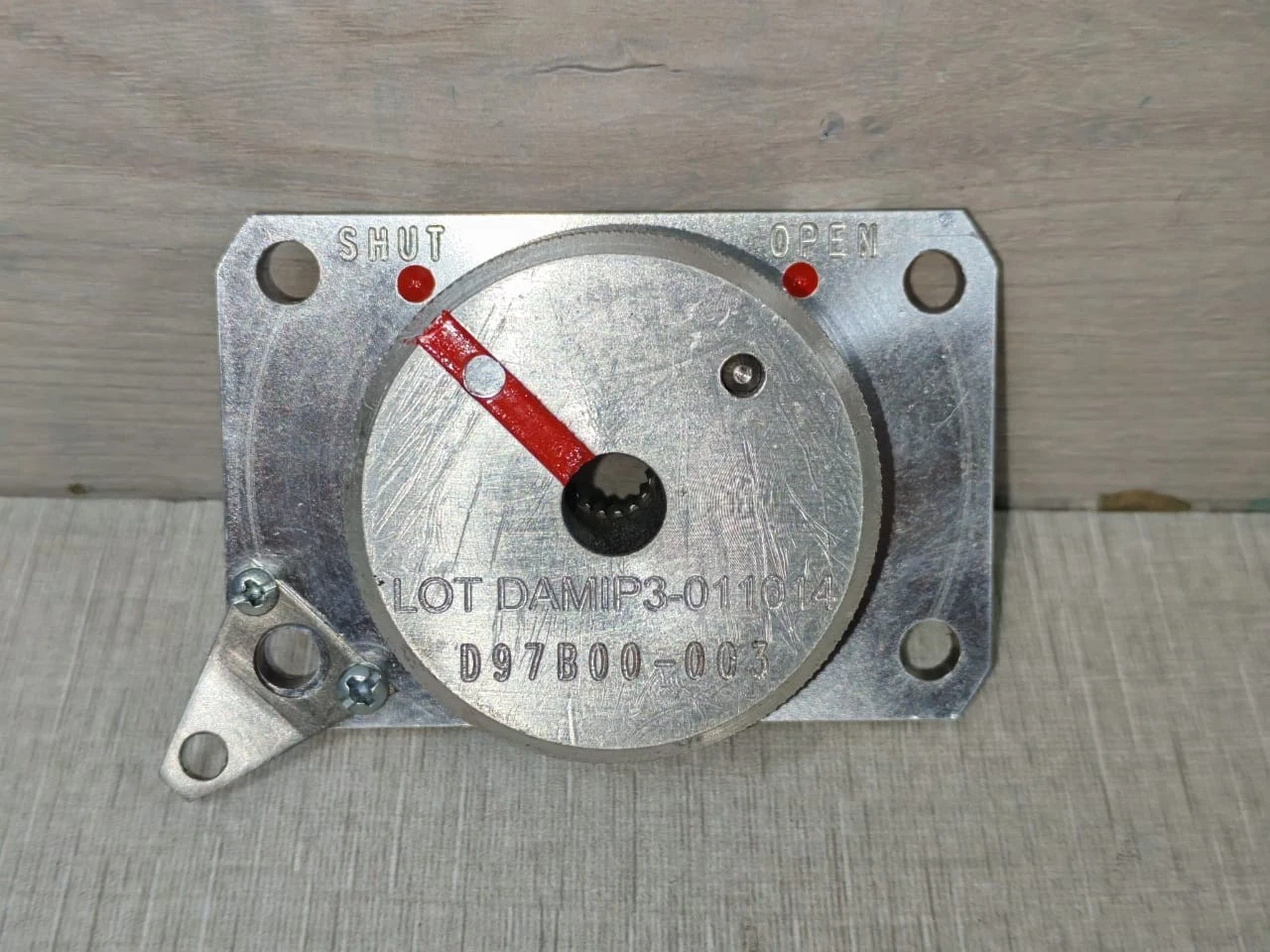 D97B00-003 AMDT A MECHANICAL ACTUATOR - NEW W/O BOX - Orbit Surplus